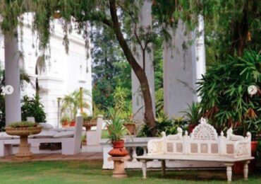 Inside Pataudi Palace and Saif Ali Khan & Kareena Kapoor's Mumbai house