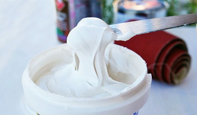 Acrylic putty: Meaning, properties, uses, and application techniques